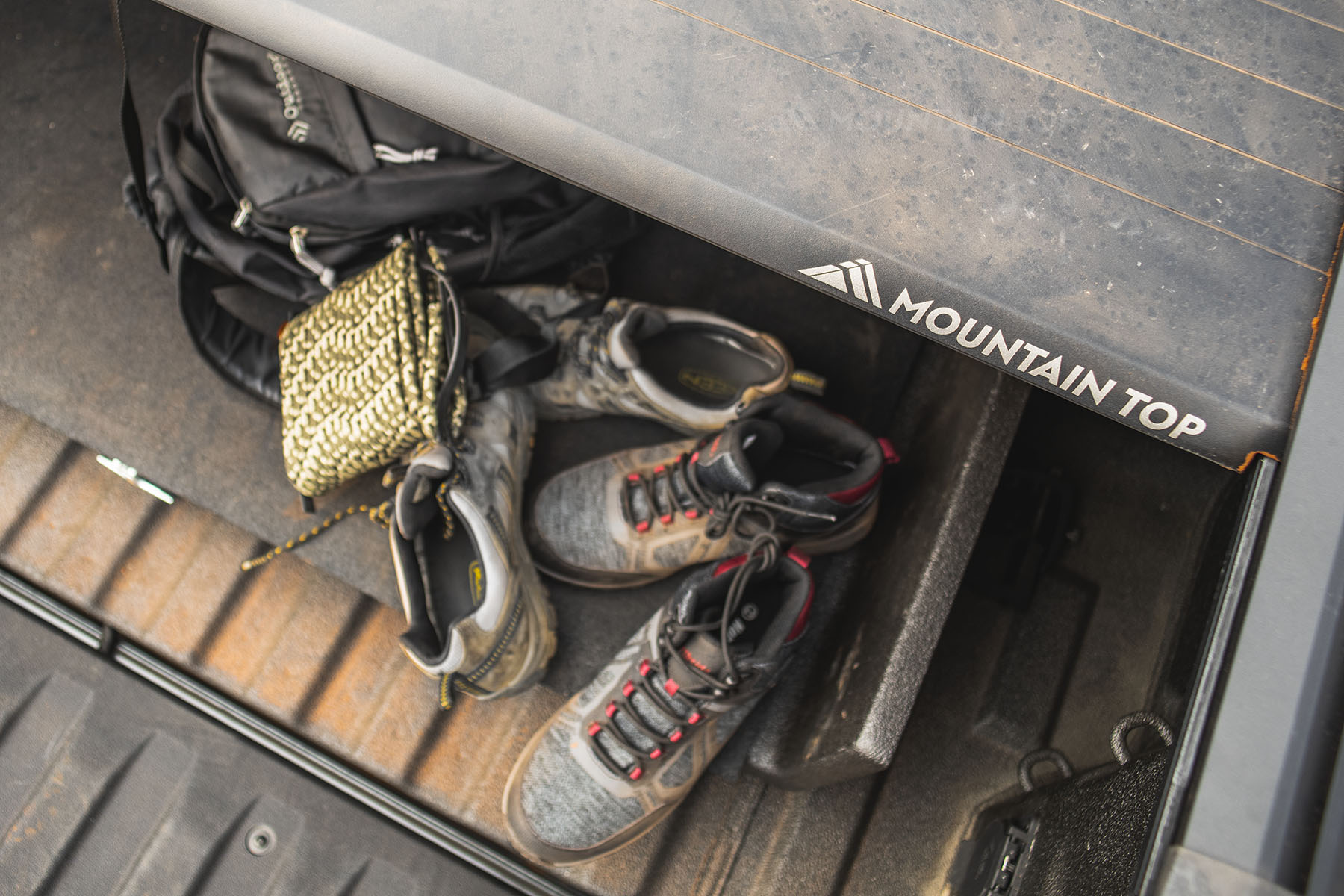 Mountain Top - Ranch Fiberglass - Truck Caps, Toppers, Campers Shells ...